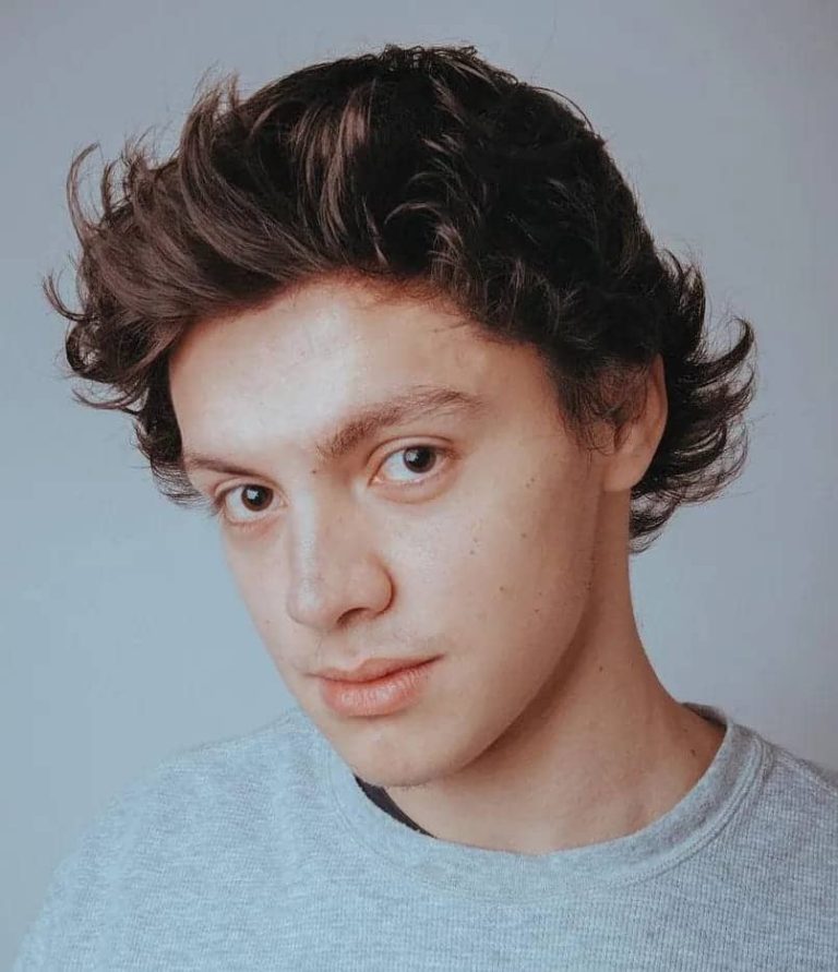 Flow Hairstyles For Men That Look Cool! - The Guy Looks